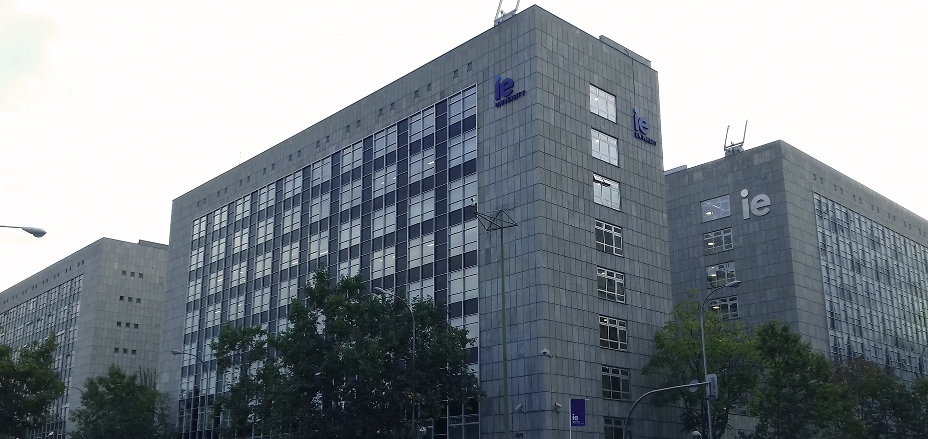 Edificio Velázquez - Sando